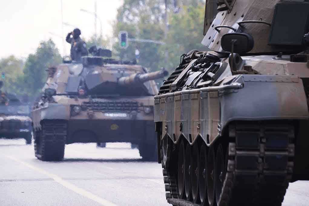 Abrams Tanks ROAR—China’s Warning Ignored | Republican Daily